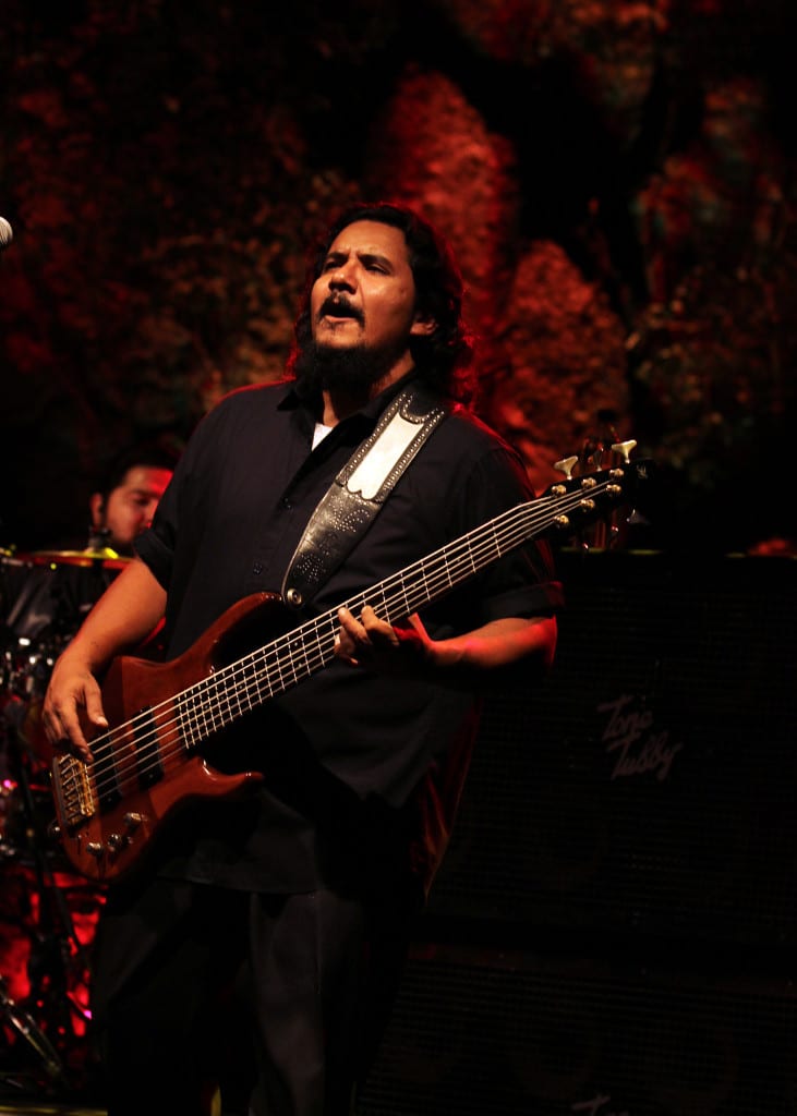 Los Lonely Boys Bring Tex-Mex Flavor to Minnesota