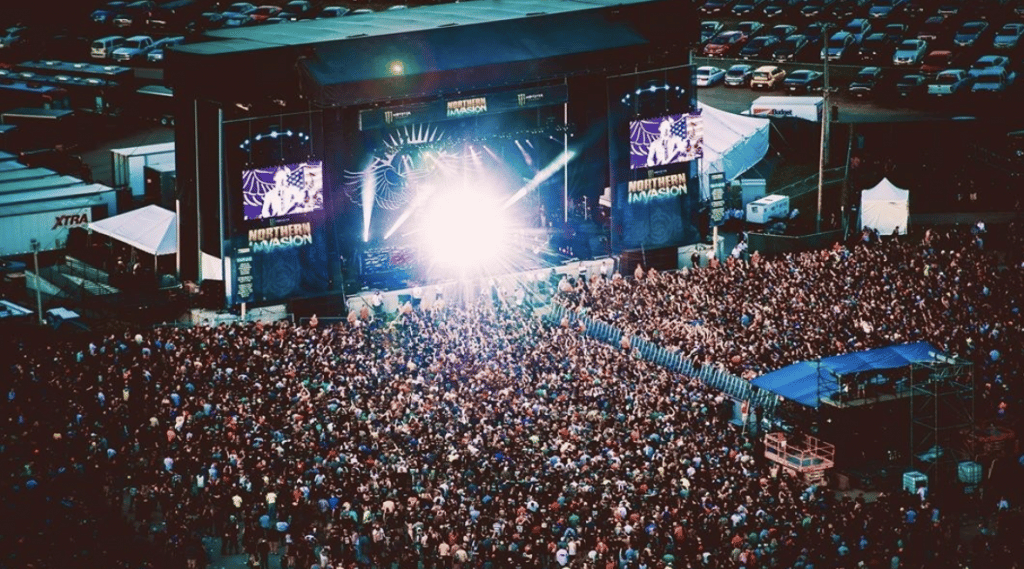 Northern Invasion Brings Over 25,000 Screaming Metalheads to Somerset