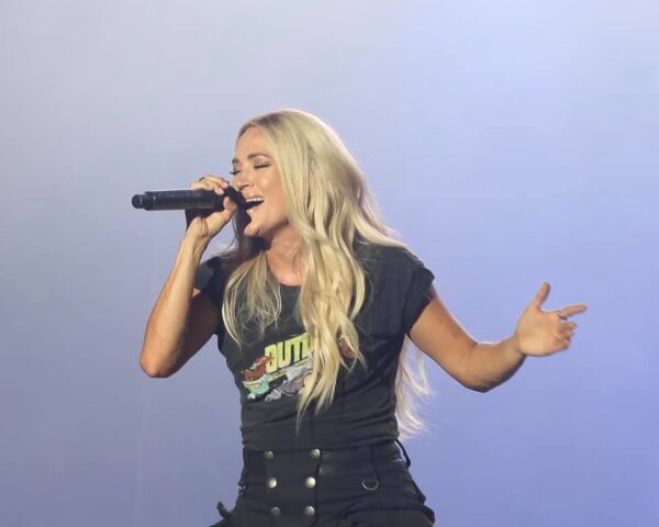 Twin Cities Summer Jam is Blown Away by Carrie Underwood