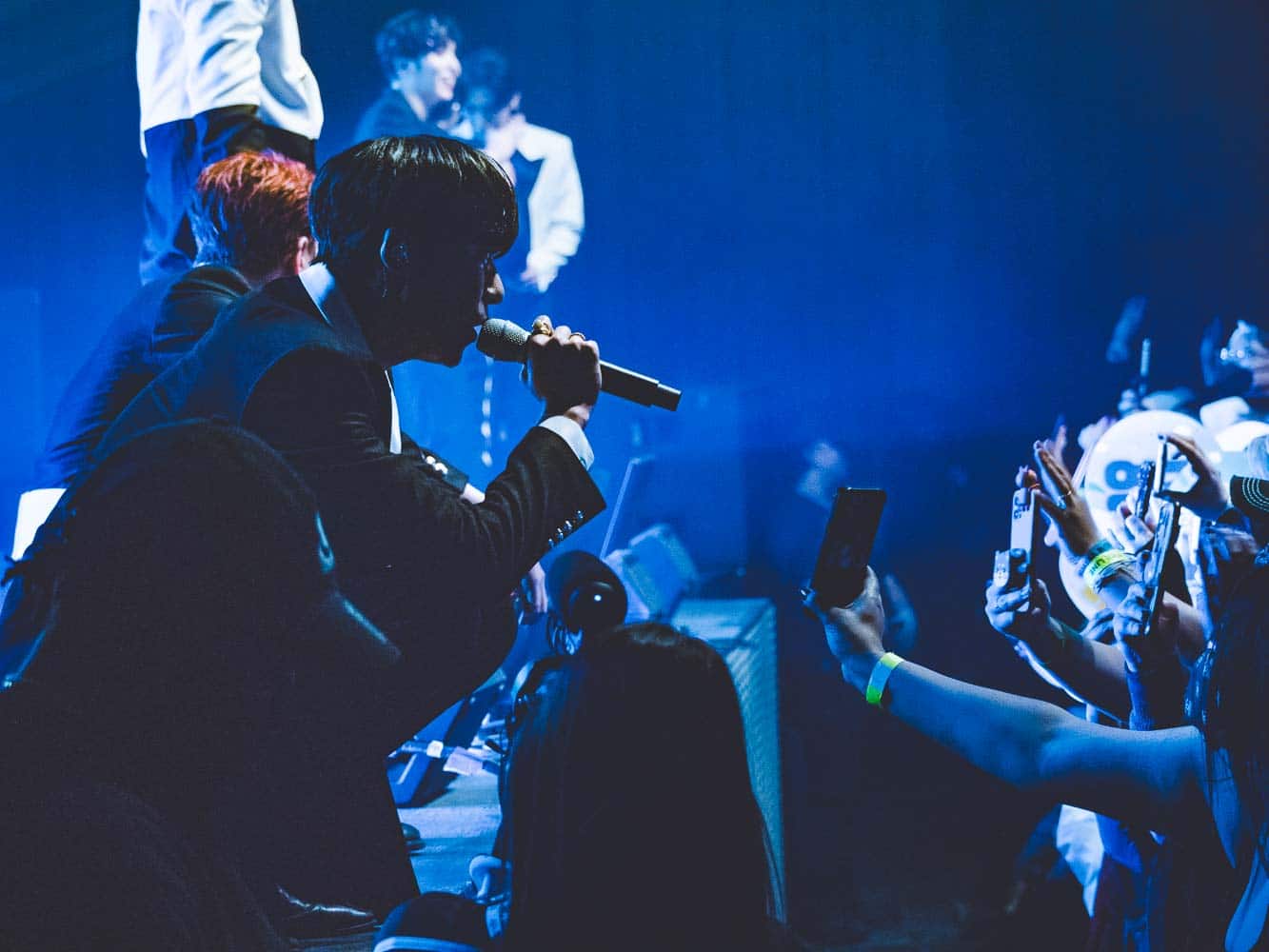 International phenomenon ONEUS heats up the Skyway
