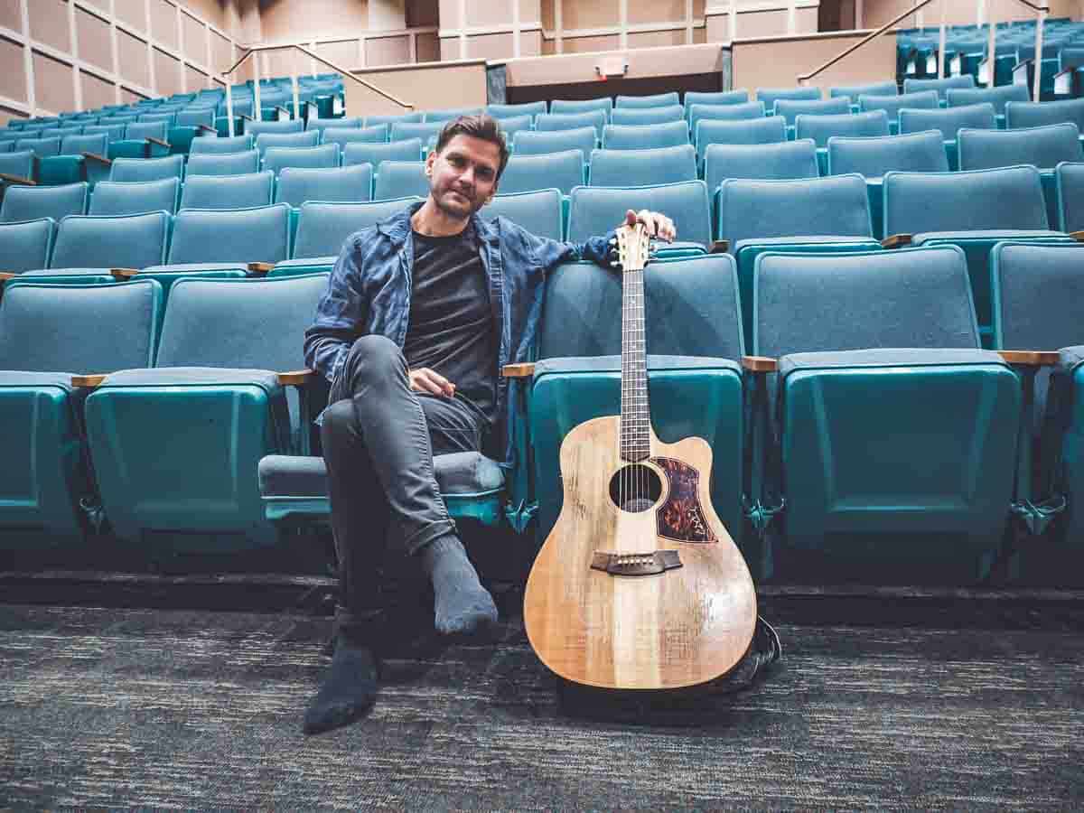 Daniel Champagne delivers a feast to Hamline University