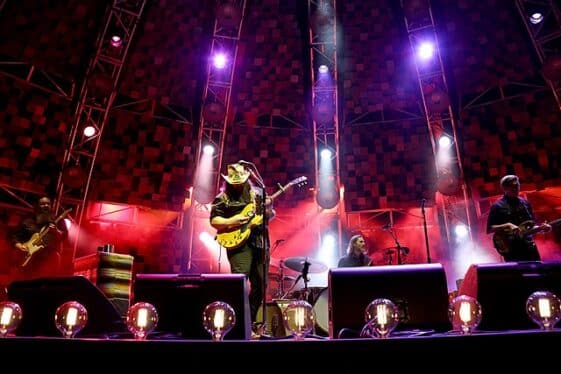 11 Fun Chris Stapleton Facts About Country Music Superstar