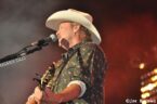 Alan Jackson Biography: His Struggles with Illness and More