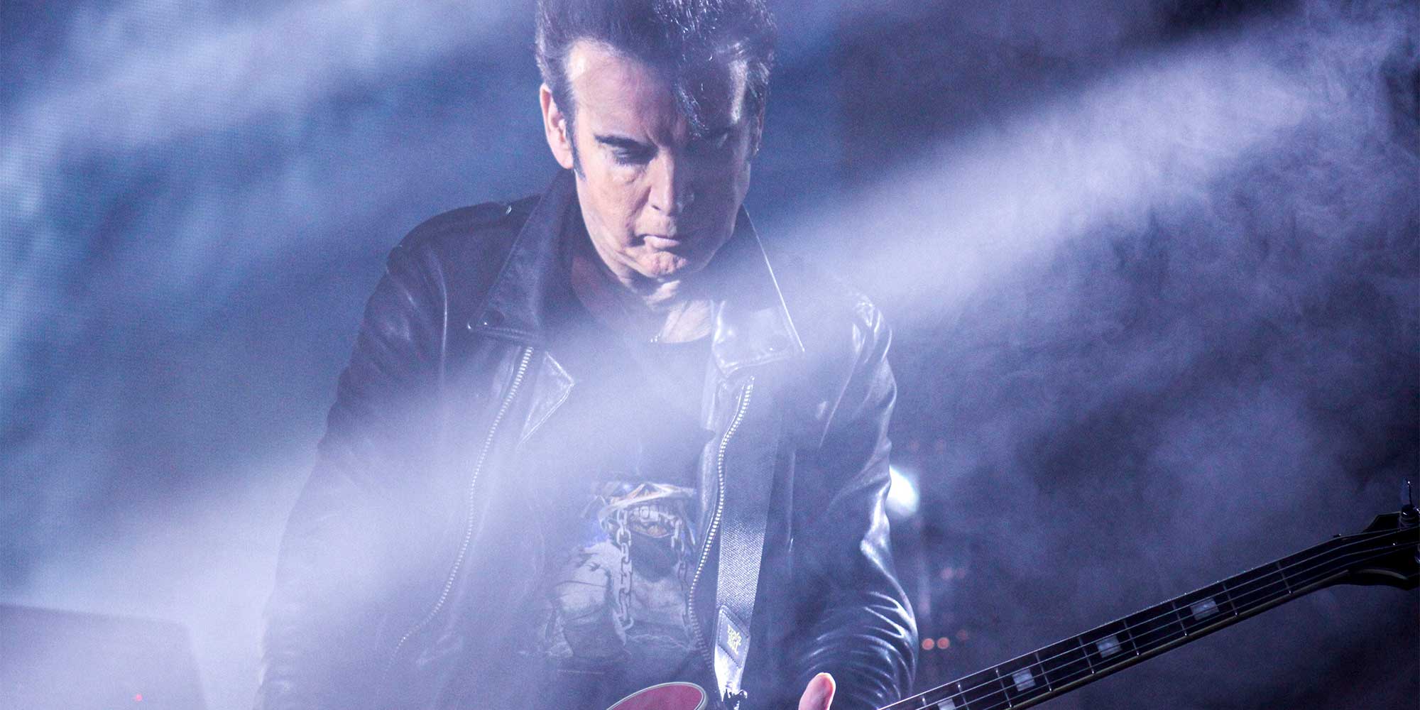 The Cure Captivates in Saint Paul