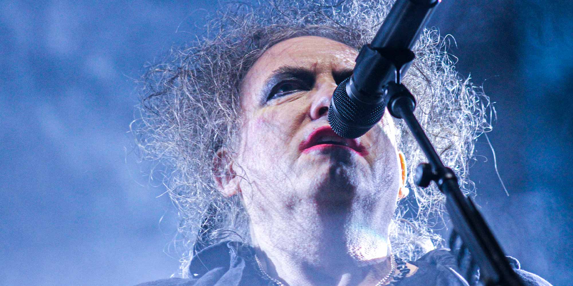 The Cure Captivates in Saint Paul
