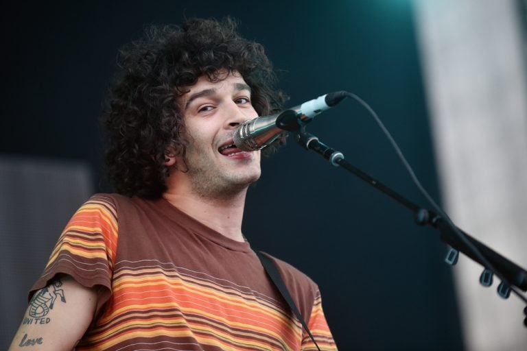 37 Famous Singers Who Are Shorter Than You Expected