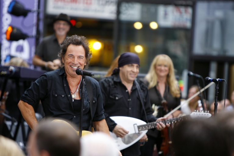 15 Fascinating Bruce Springsteen Facts That Prove He's The Boss