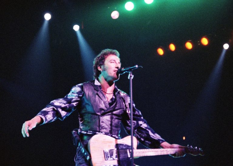 15 Fascinating Bruce Springsteen Facts That Prove He's The Boss