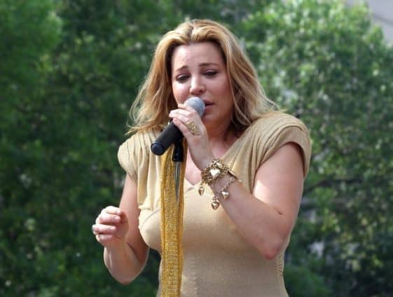 20 Singers Diagnosed with Cancer