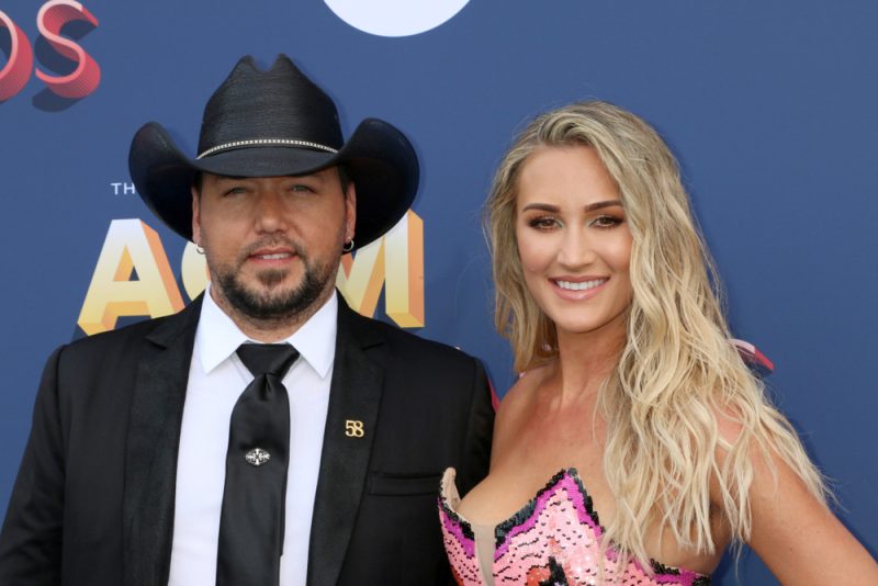 Jason Aldean’s Net Worth and Biography: His Cars, House, Career, and More