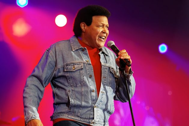 25 Oldest Singers (Still Alive in 2023)