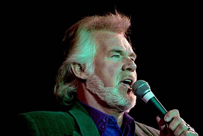 The 17 Best Male Country Singers of All Time: A Definitive List