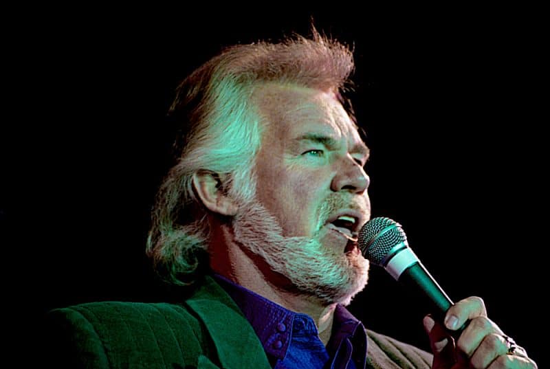 The 17 Best Male Country Singers of All Time: A Definitive List