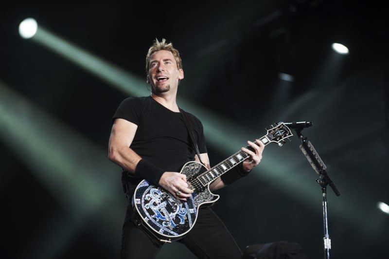 28 Tallest Singers: Singers Who Are Taller Than You Expected