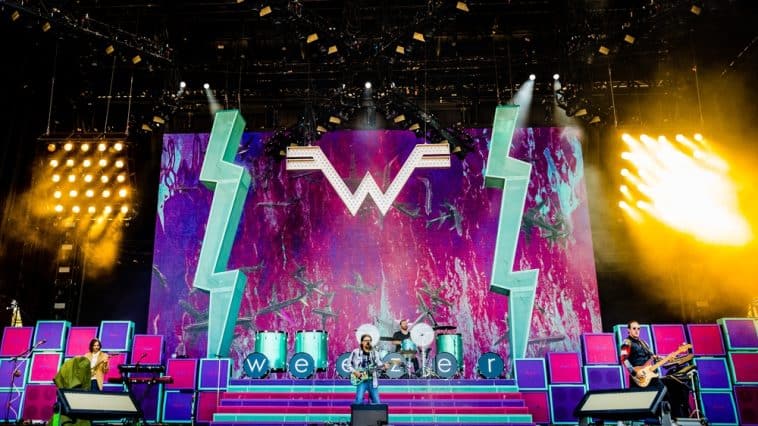 32 Interesting Weezer Facts