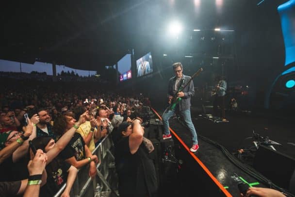 32 Interesting Weezer Facts