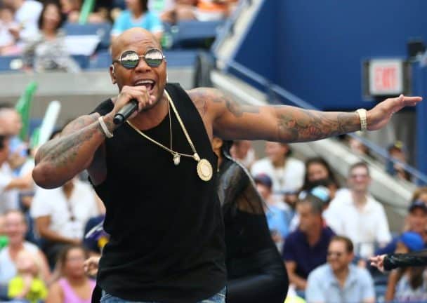 28 Tallest Singers: Singers Who Are Taller Than You Expected