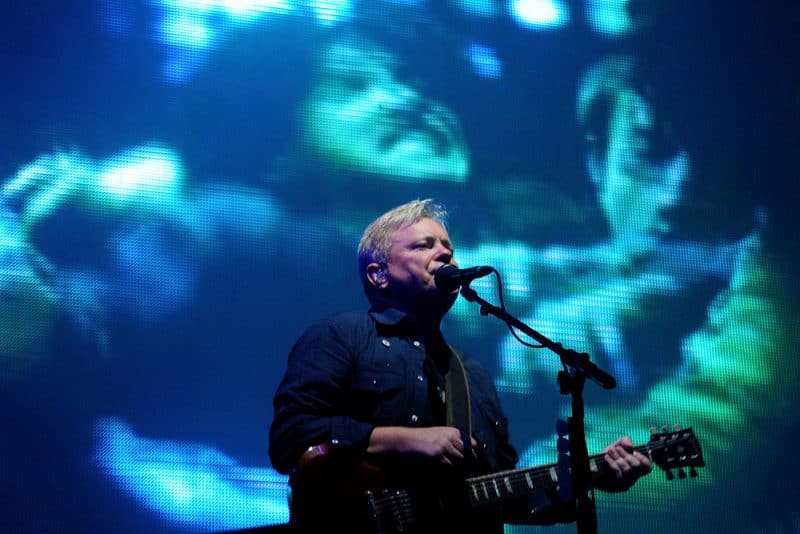 51 Best British Singers: The U.K.’s Most Prominent Vocalists