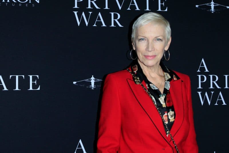 51 Best British Singers: The U.K.’s Most Prominent Vocalists